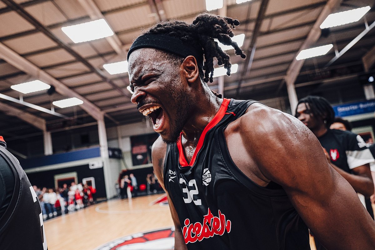 VERTRAG BIS 2028 FÜR BIG MAN CHARLES THOMPSON | Würzburg Baskets