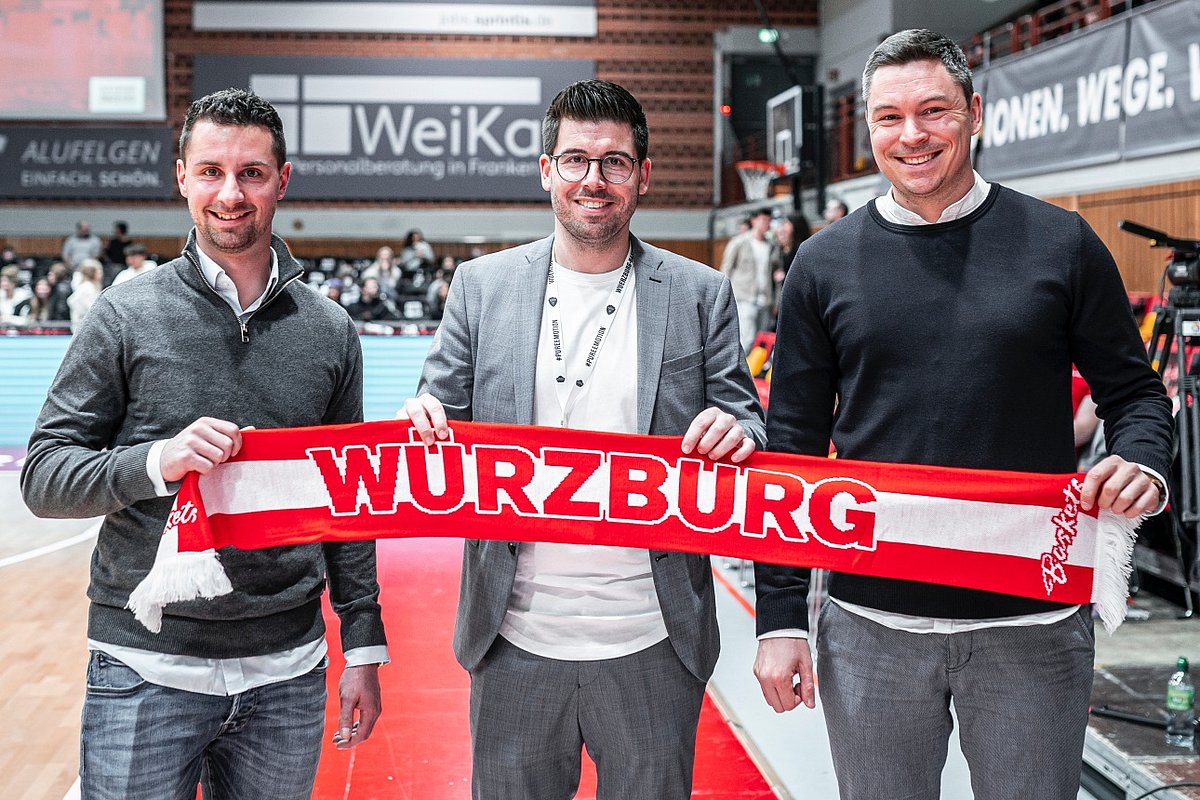 WEIKA VERLÄNGERT: „WIE DIE FESTUNG ODER DIE RESIDENZ“ | Würzburg Baskets