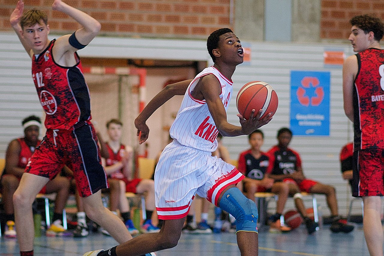 AKADEMIE MIT ZWEI NIEDERLAGEN IN DIE WINTERPAUSE | Würzburg Baskets