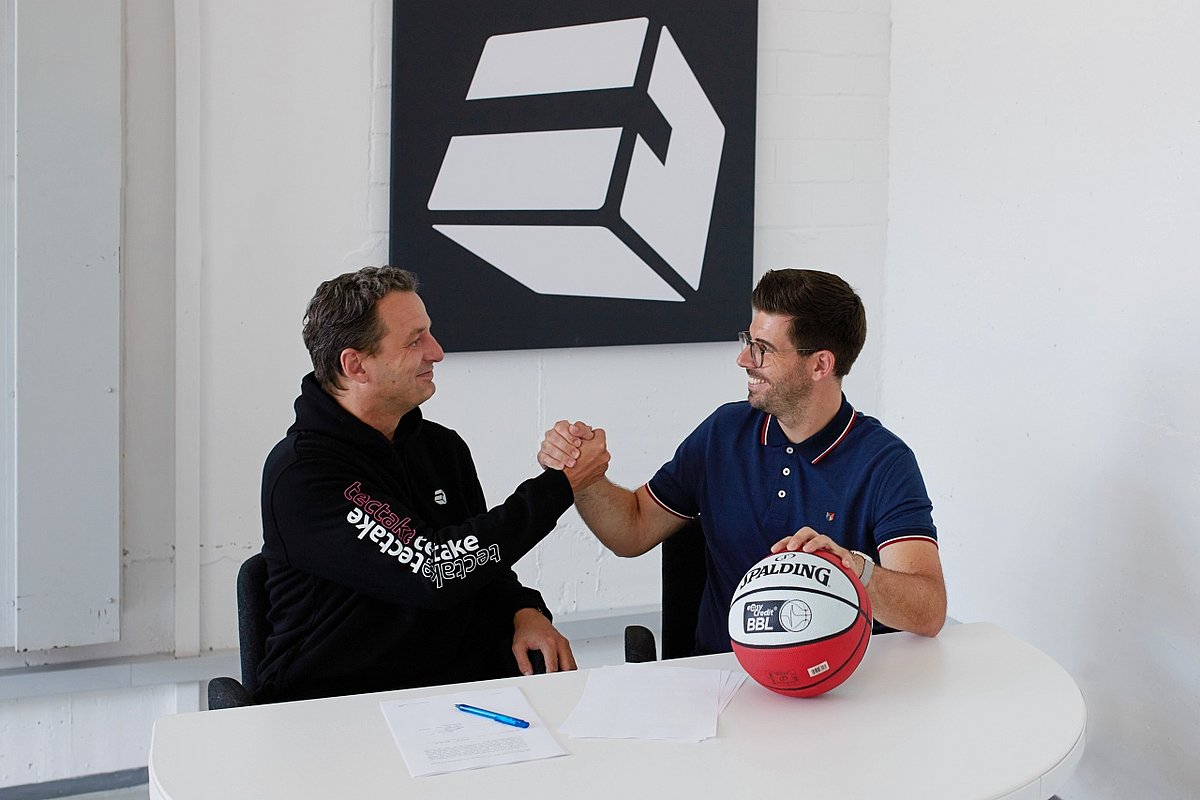 ARENA-NAMENSGEBER TECTAKE WIRD ZUM EXKLUSIV SPONSOR | Würzburg Baskets